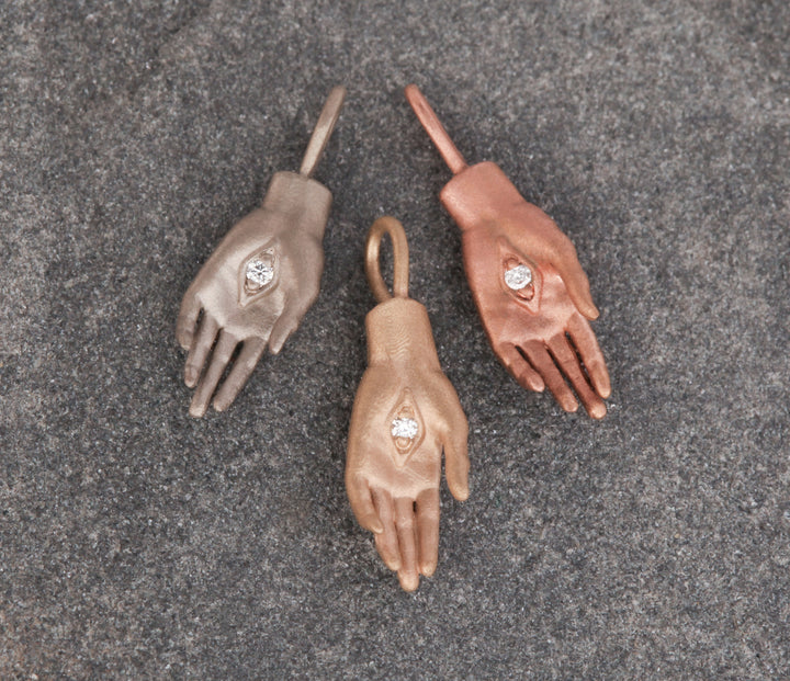 The Clarity Pendant – Precious Ghost